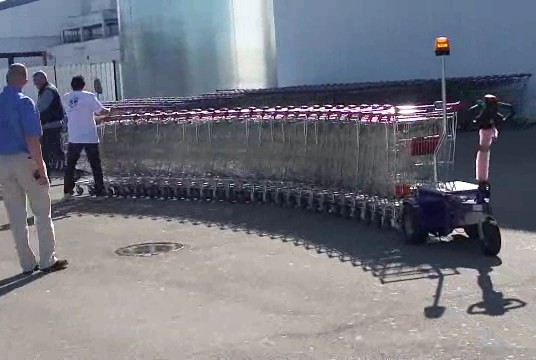 Tracteur pousseur pour caddies de supermarché : Devis sur Techni ...