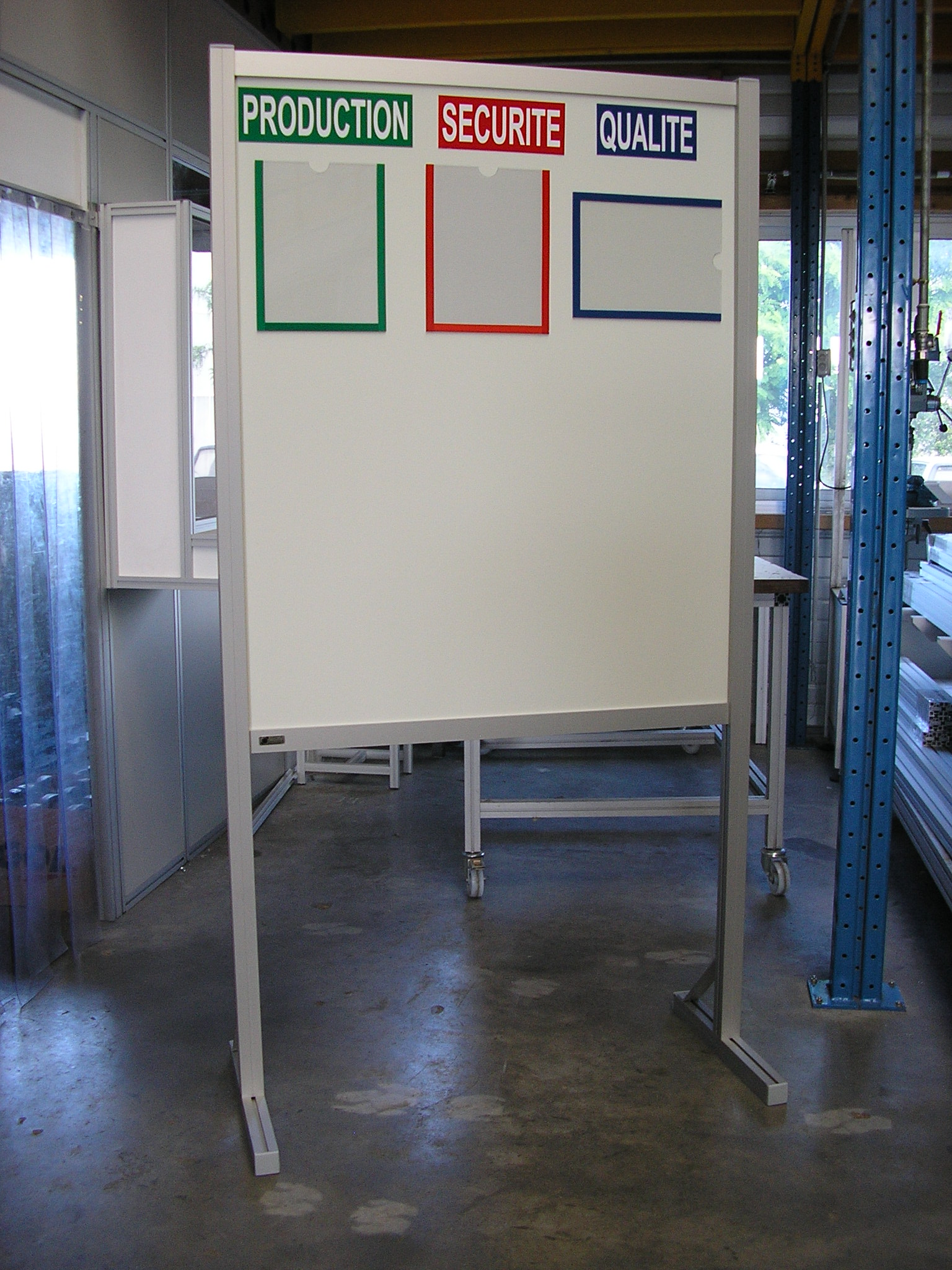 Panneau d'affichage multidirectionnel : Devis sur Techni-Contact ...