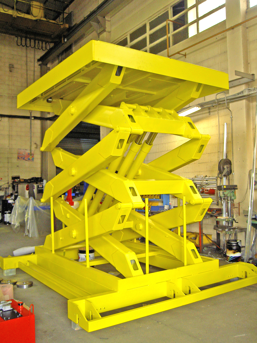 Table élévatrice hydraulique triple ciseaux : Devis sur Techni-Contact - Plate-forme élévatrice ...