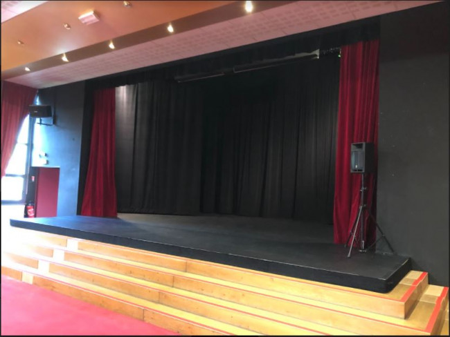 Rideau de scène ignifugé : Devis sur Techni-Contact - Rideau de théâtre