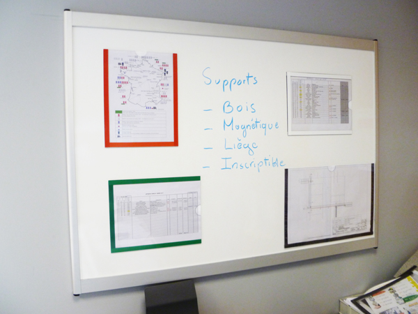 Panneau d'affichage mural intérieur : Devis sur Techni-Contact ...