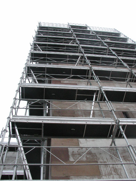 Échafaudage fixe de façade - Acier ou mixe - Longueur : de 1000 à 3000 ...
