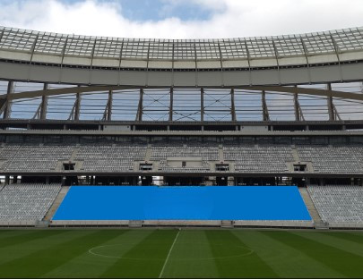 Bâche de recouvrement gradin : Devis sur Techni-Contact - couverture de ...