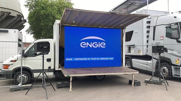 Location écran de scène LED - 6 m² / 24 m² : Devis sur Techni-Contact ...