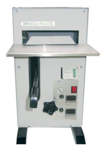 Machine à tampons pré-encrés : Devis sur Techni-Contact - Machine à ...