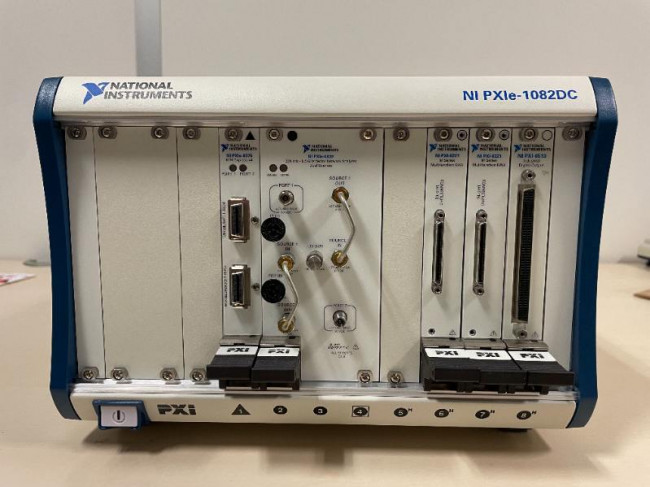 Chassis pxi express ni pxie-1082dc : Devis sur Techni-Contact - Chassis ...