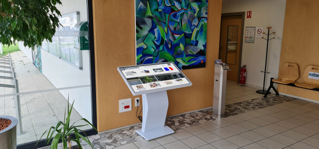 Pupitre tactile digital : Devis sur Techni-Contact - Borne interactive ...