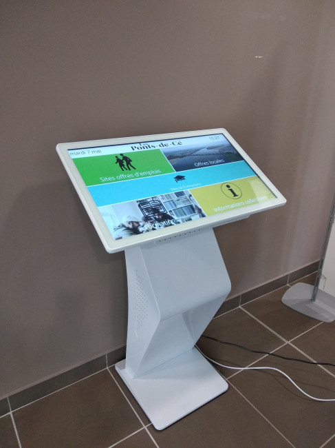 Pupitre tactile digital : Devis sur Techni-Contact - Borne interactive ...